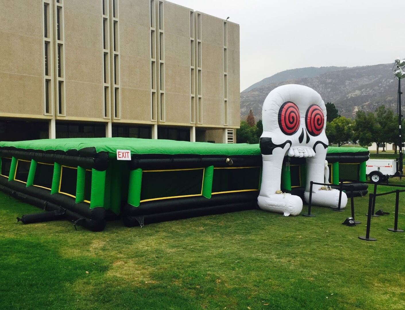 Skull Maze - PartyWorks Interactive